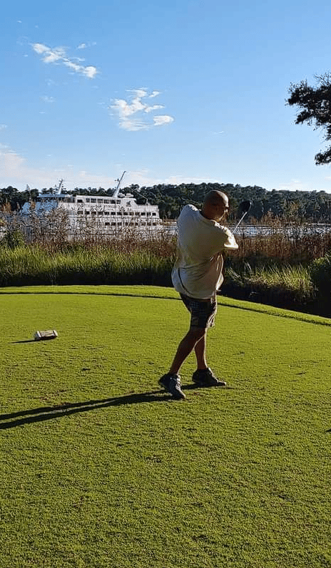 Golf Master Rob Moye